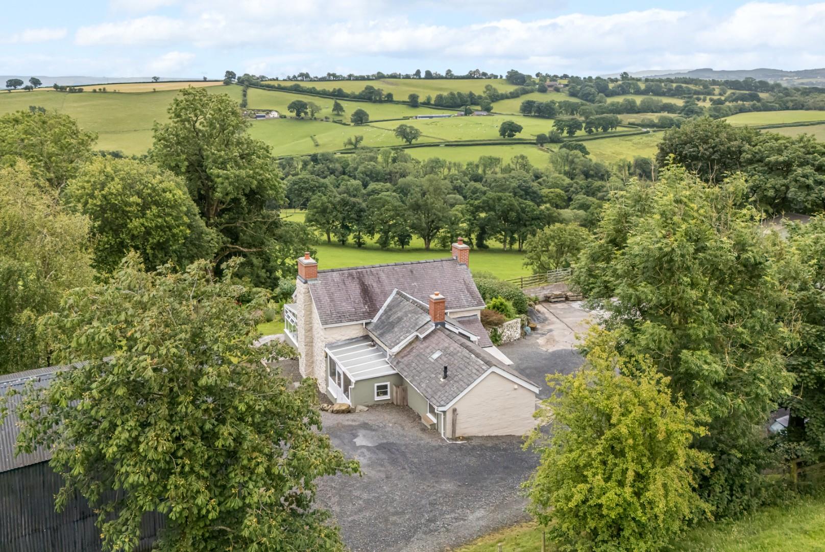 Pencraig, Welshpool, SY21 0DW | Estate Agents & Auctioneers